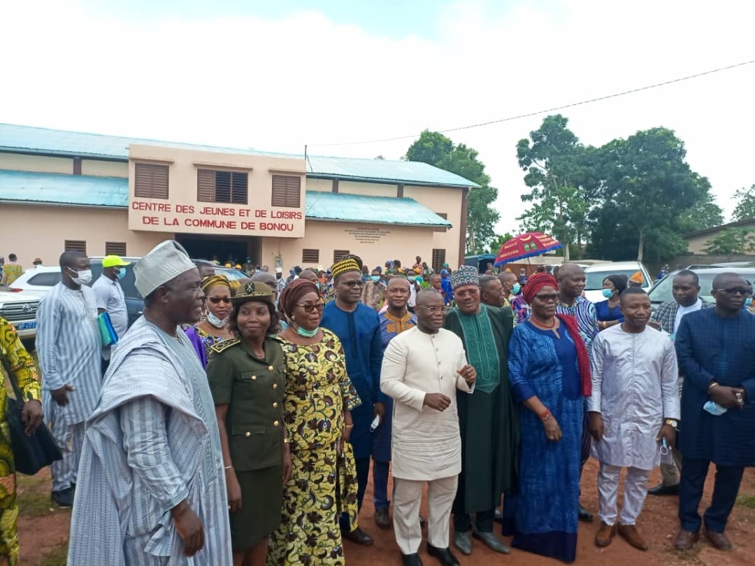 Six communes de l’Ouémé sensibilisées et éclairées - Les 4 VERITES